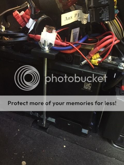 Secondary Battery VF Wagon or any Commodore wagon | Just Commodores